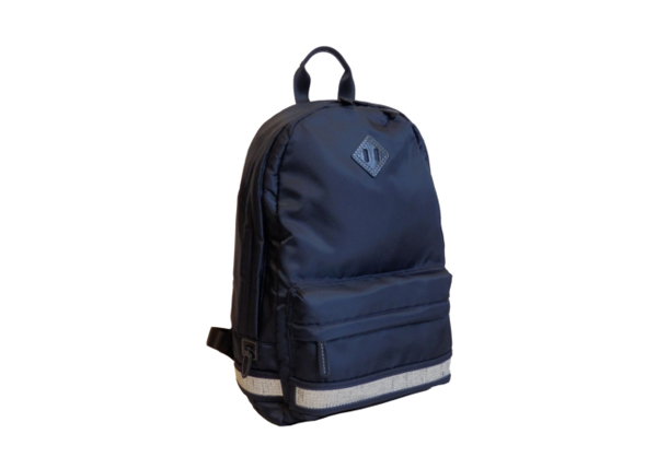 E/T Spangle｜ELISE TRAN Honolulu HAWAII